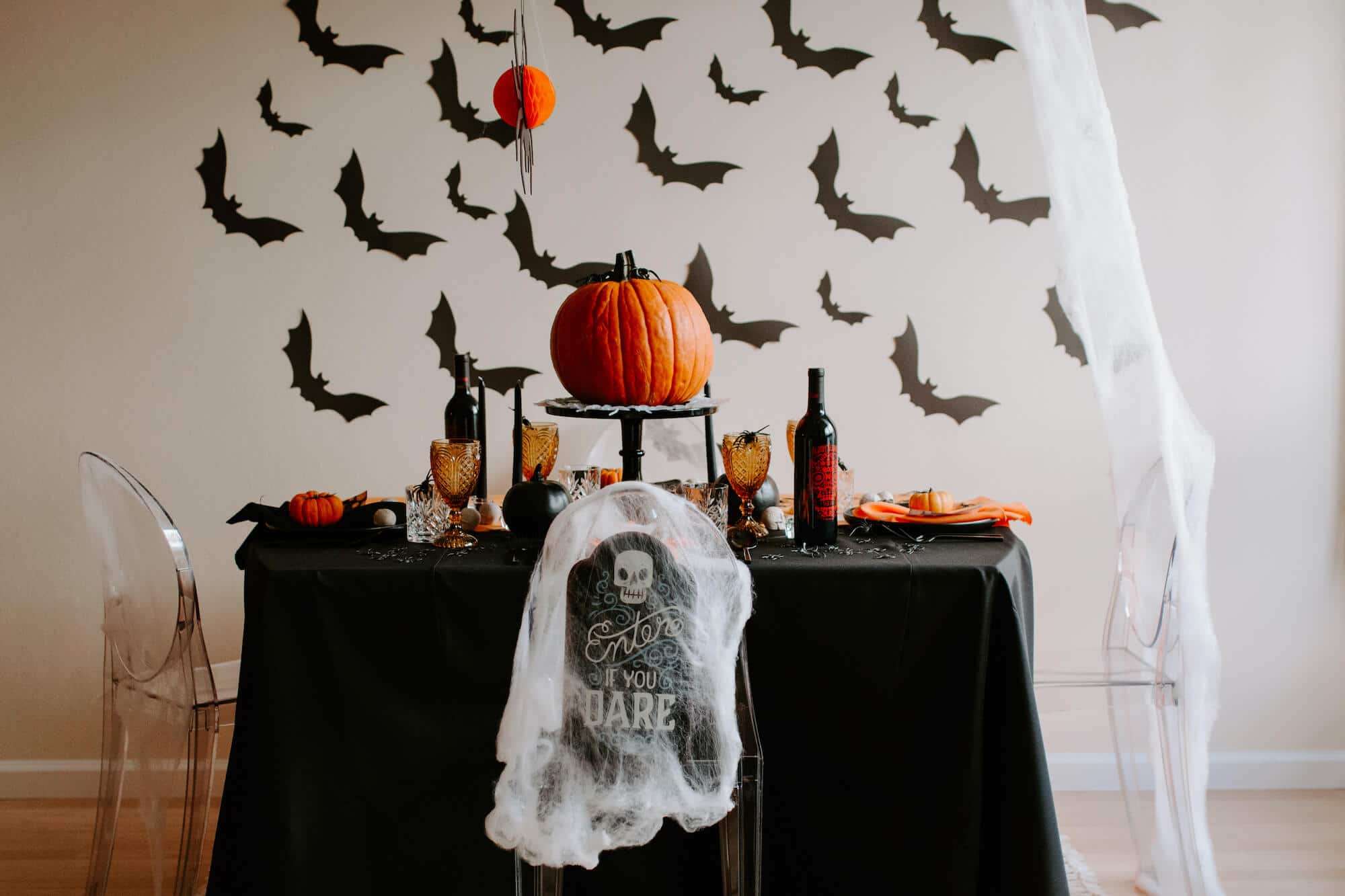 Best Halloween Table Designs (of all time!) | Destination Wedding ...